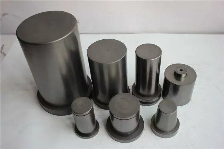 Ultra-high temperature induction melting method of rare metals ...